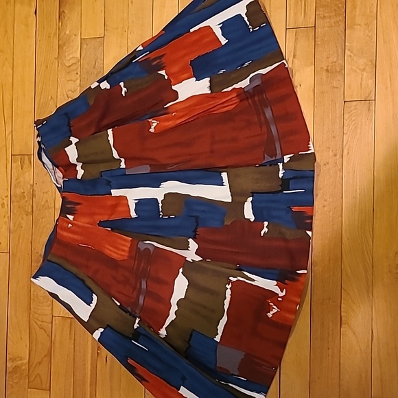 Skirts | Preloved Print Skirt Size 14 | Poshmark